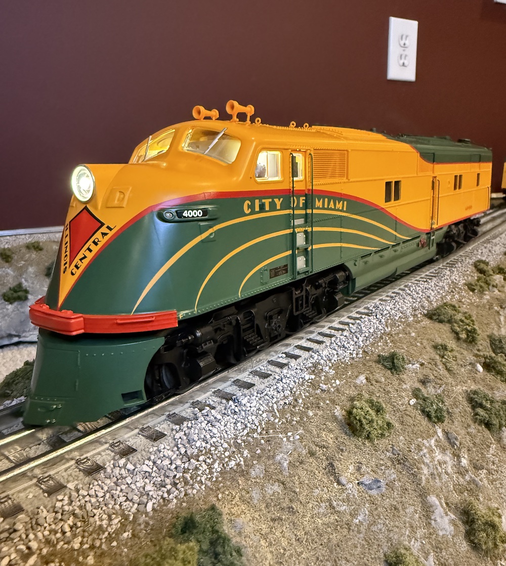 Lionel City of Miami train set - Trains
