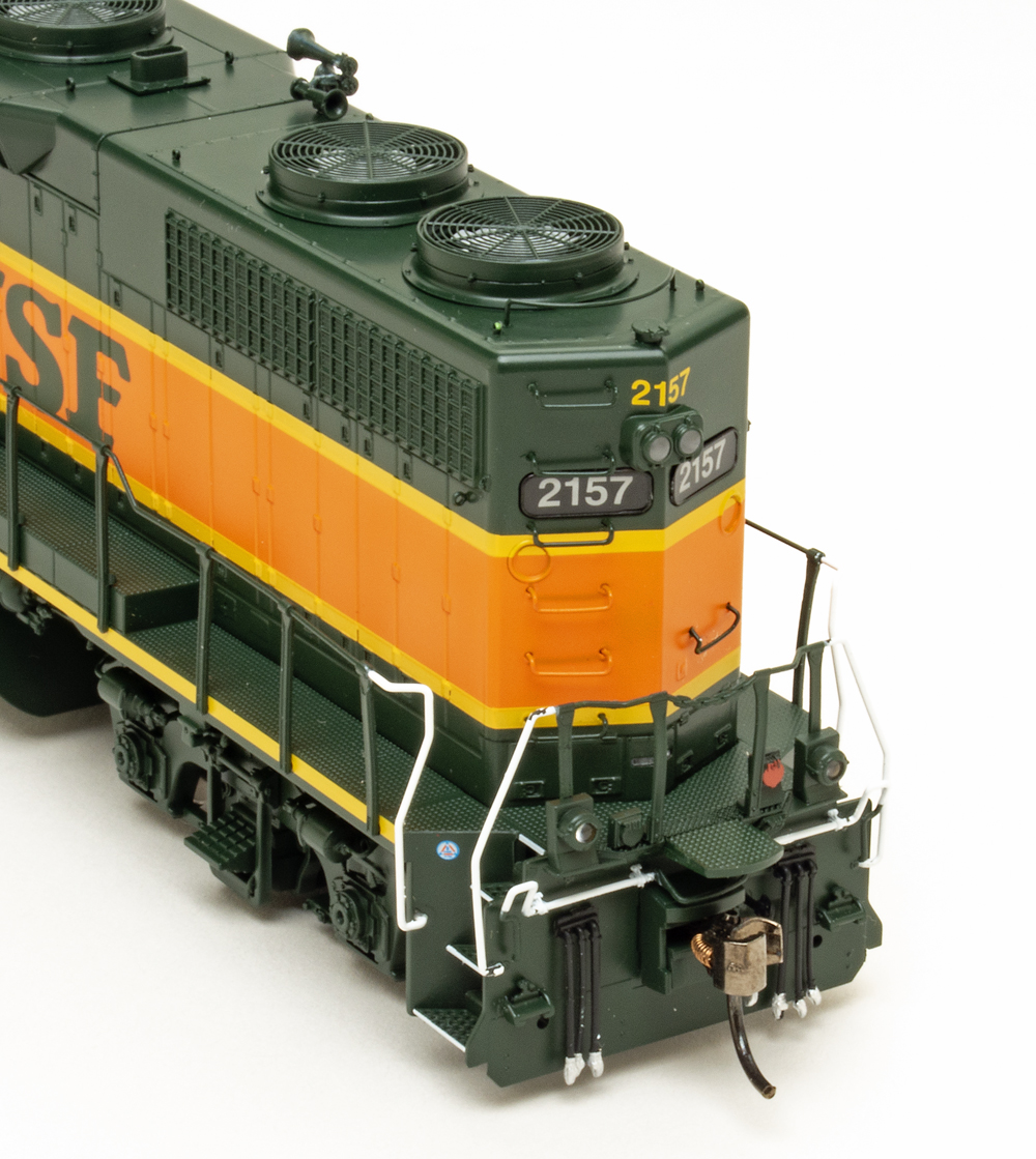 Rapido Trains HO scale EMD GP38 - Trains