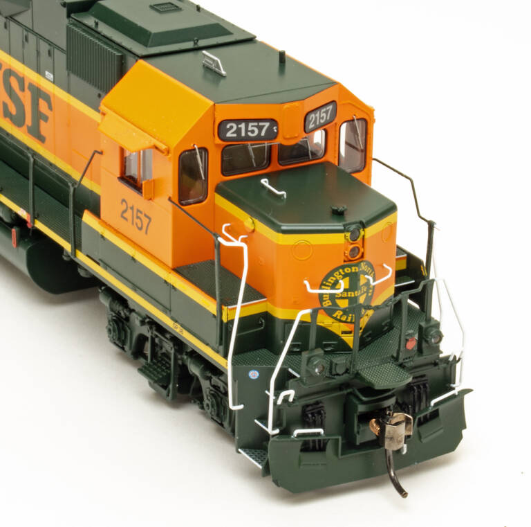 Rapido Trains HO scale EMD GP38 - Trains