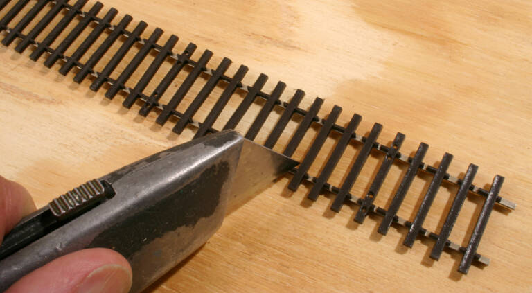 Make track look realistic - Trains