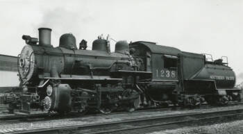 SP steam engine, long displayed in Fresno, Calif., to be relocated - Trains