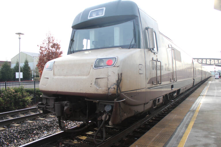 Buses step in for Amtrak long-distance trains over holiday weekend - Trains