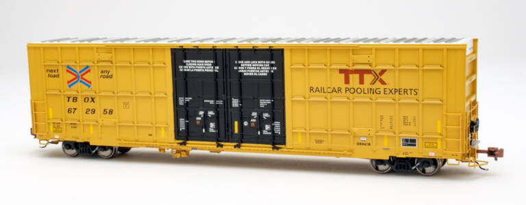 ScaleTrains HO Trinity 7500 high-cube boxcar - Trains