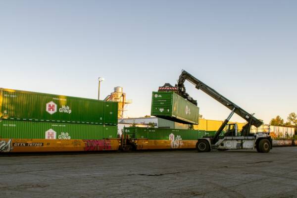 Hub Group sizes up watershed intermodal growth opportunity - Trains